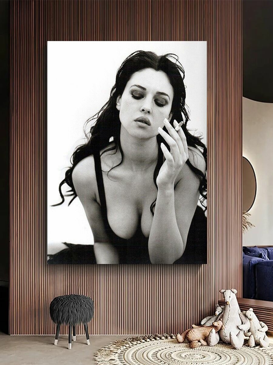 Моника беллуччи / Картина в интерьер / на стену, Чёрно-белая картина, 60х80 см.