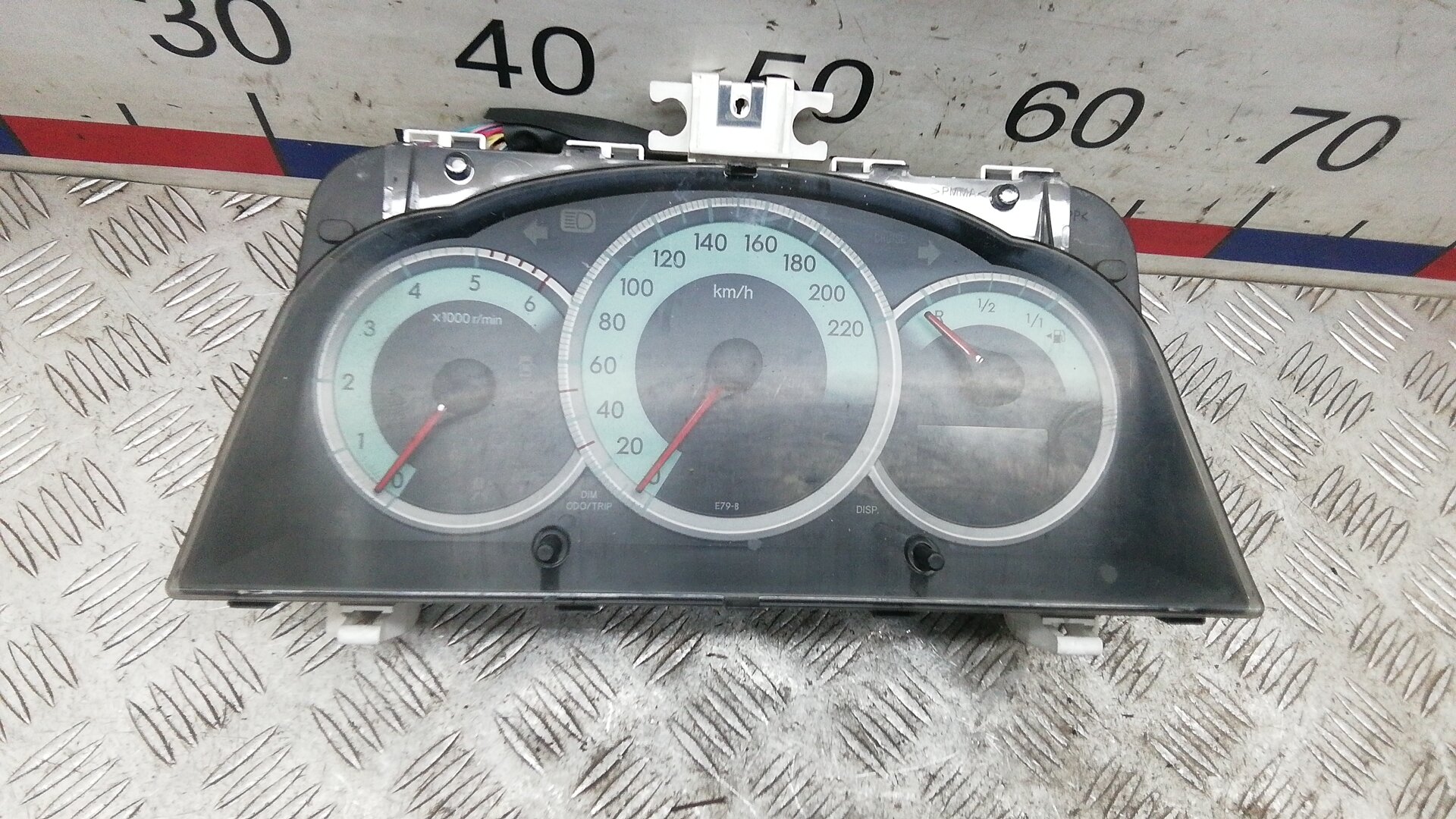 Щиток приборов TOYOTA COROLLA VERSO 2, Номер 838000F060L, MB2574203689