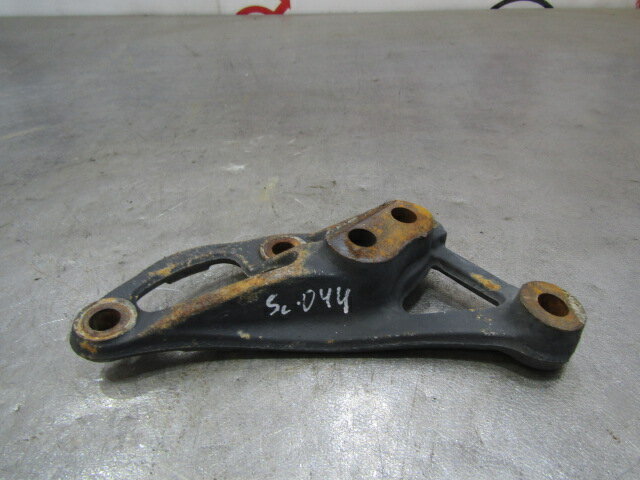 Кронштейн энергоаккумулятора заднего моста левый Scania 6-series