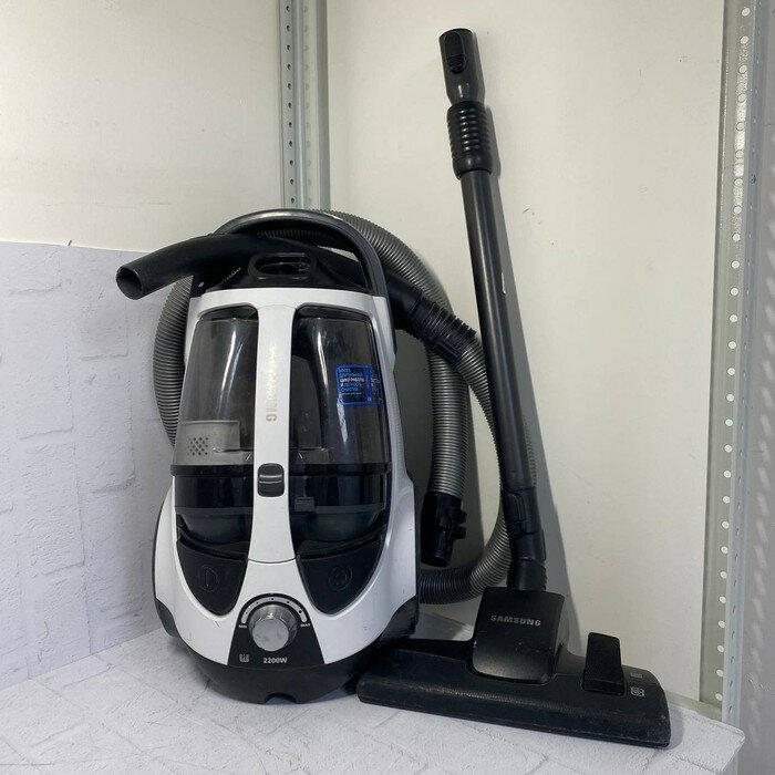 Напольный пылесос SAMSUNG SC8835