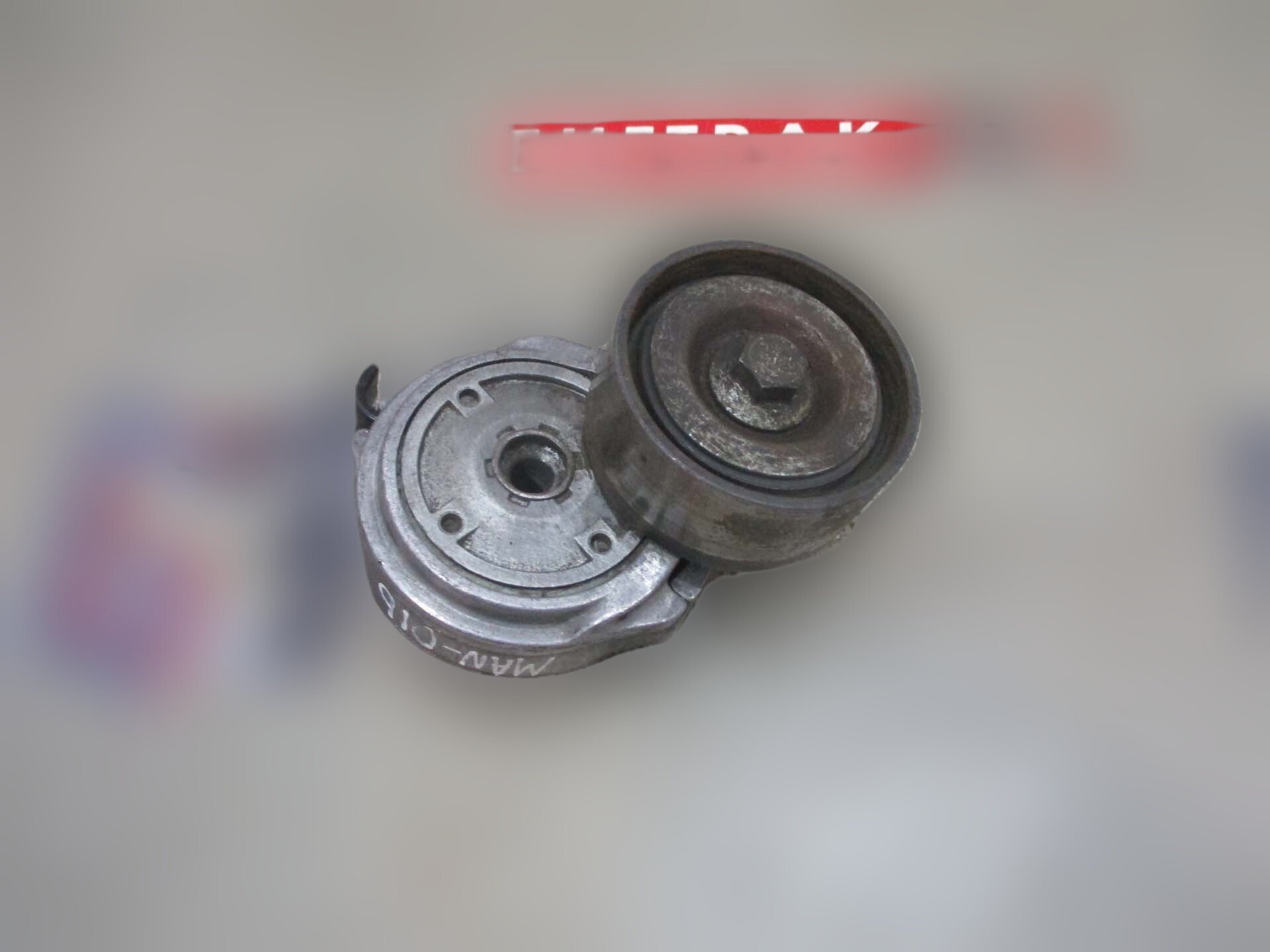 Ролик натяжителя D2066 MAN TGX, TGS, TGA