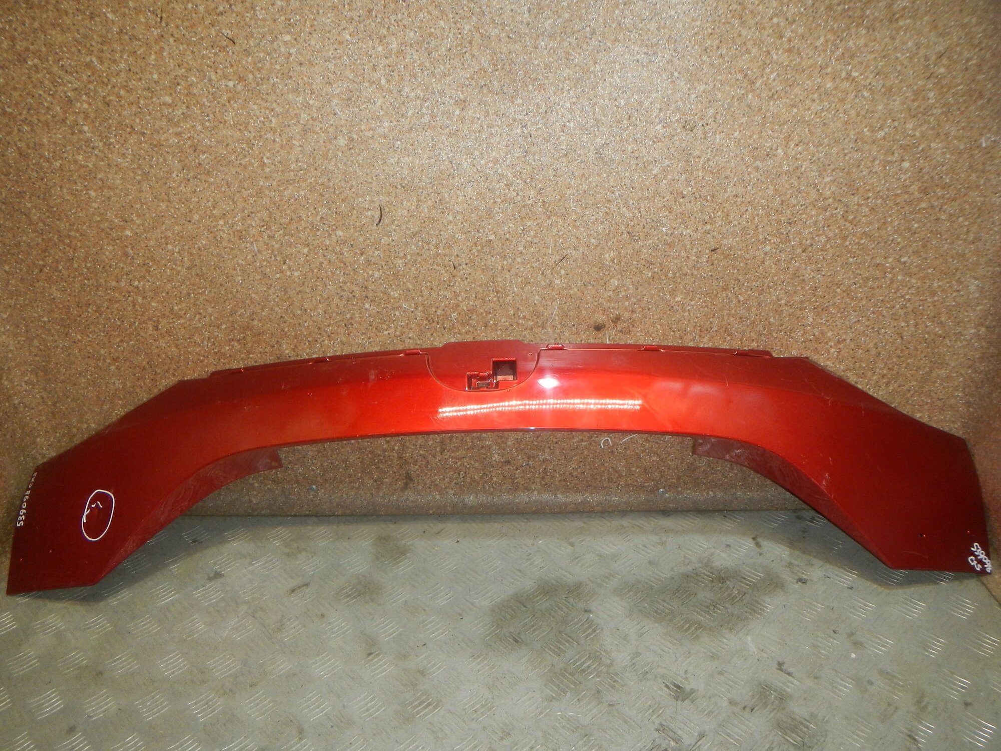 Б/У Накладка двери багажника, Mazda (Мазда)-CX-5 (17-) MAZDA CX-5 (17-) Деформация, сломано 6 креплений. 539098 MAZDA ар...