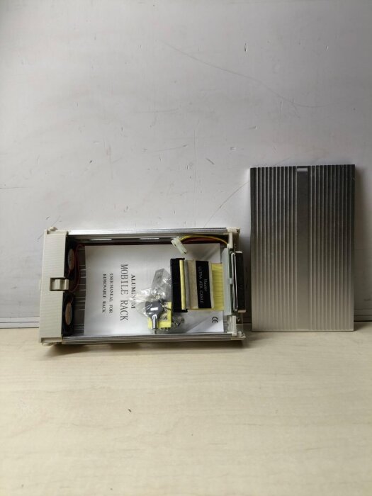 Контейнер Mobile Rack для HDD (ATA) металлический a-ata133-3f IDE