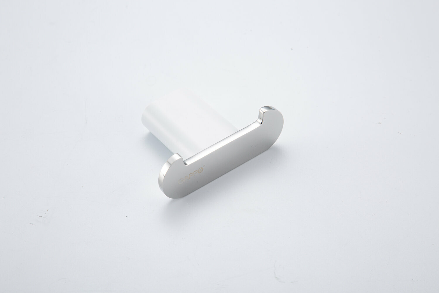 Крючок двойной GAPPO G30905-28 белый/хром, металл, крепление шурупы