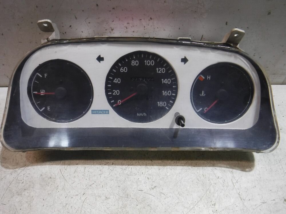 Панель приборов Toyota Corolla VII 838000W010