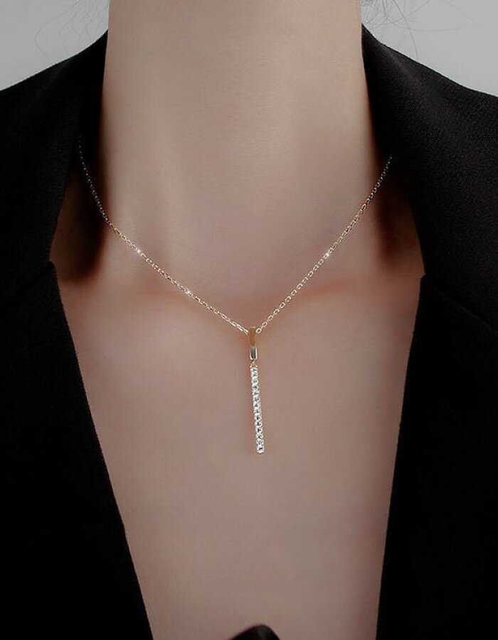 Колье, циркон