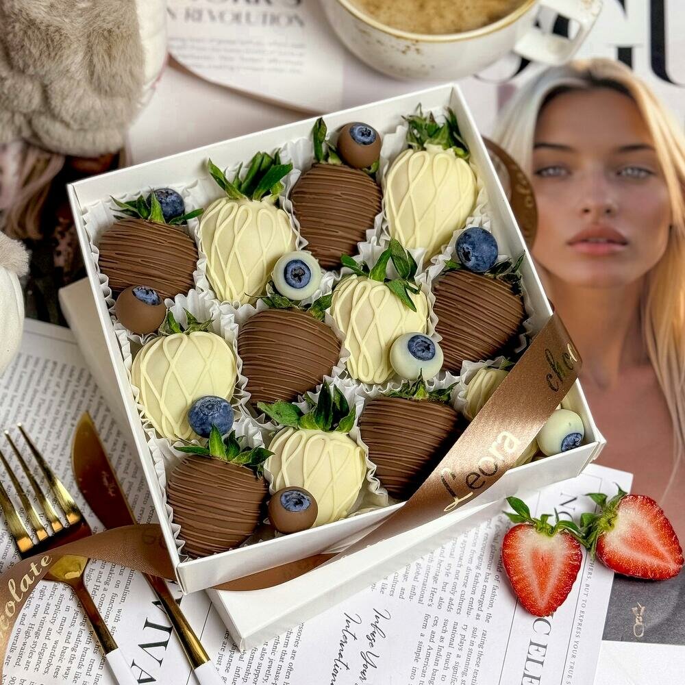 Клубника в шоколаде набор N1004. В наборе 9-16 шт. Бельгийский шоколад Callebaut.