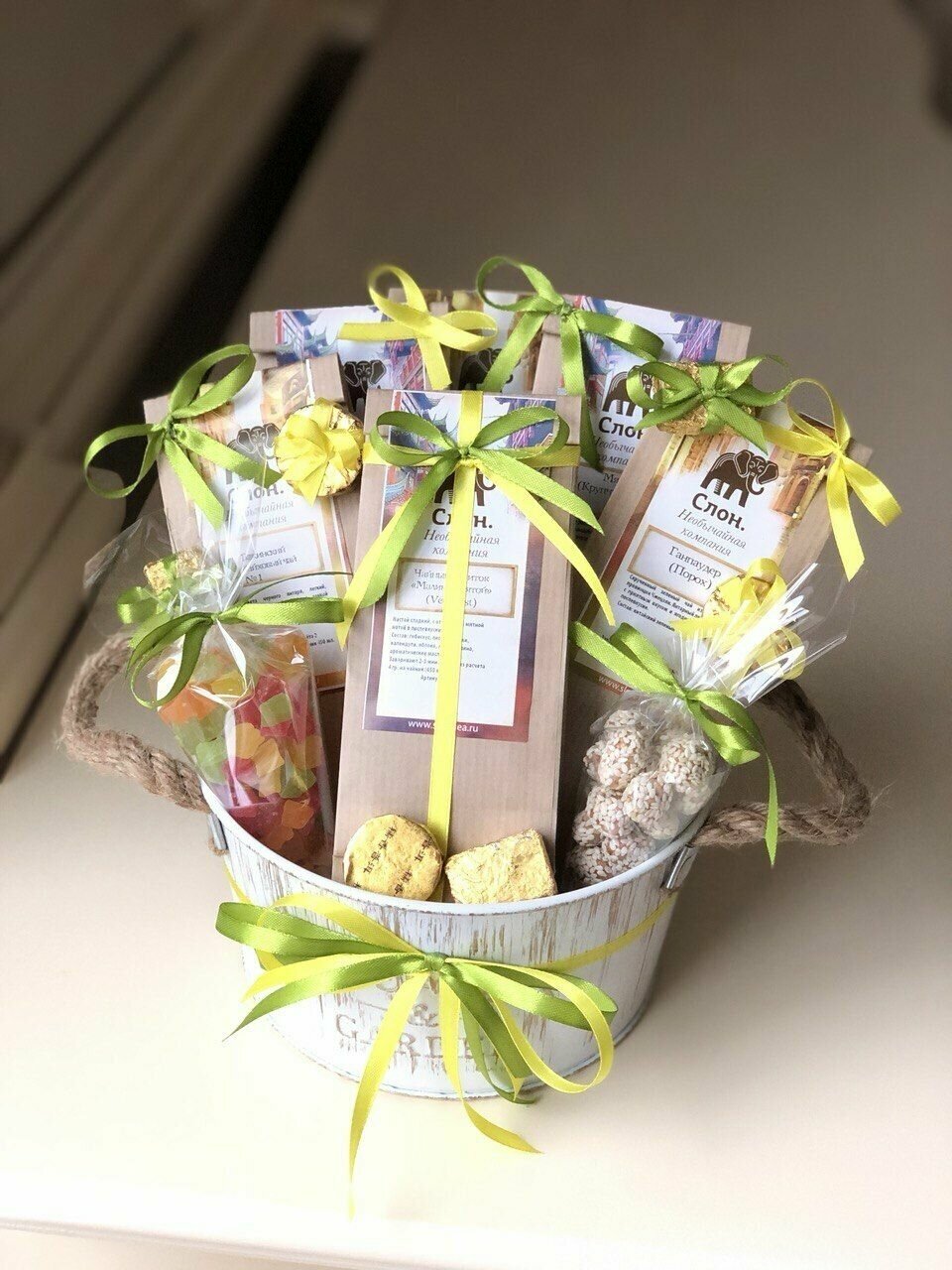 Набор элитного чая с цукатами и орешками