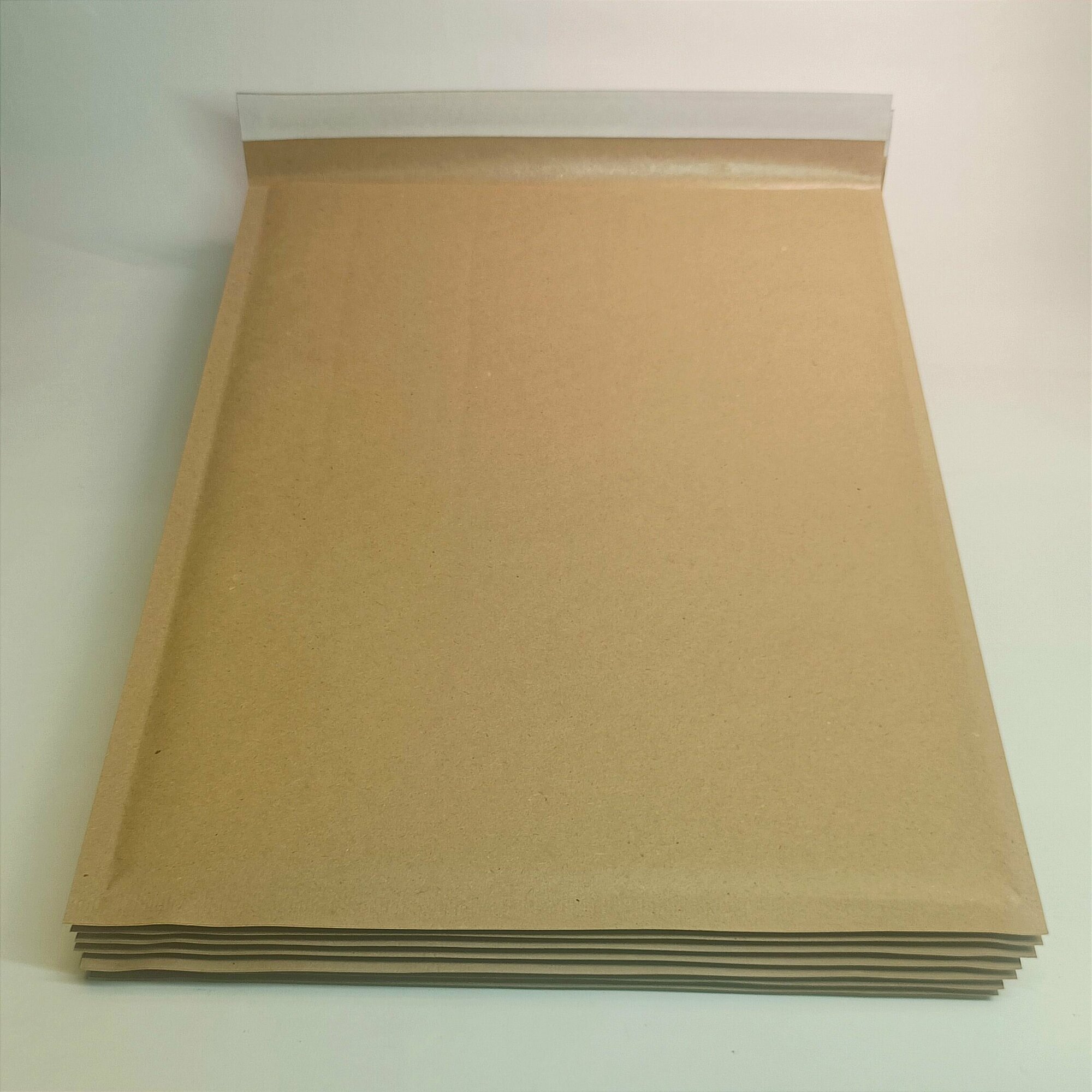 Пакет с пузырьковой пленкой H/5, внутренний размер 270x360 мм