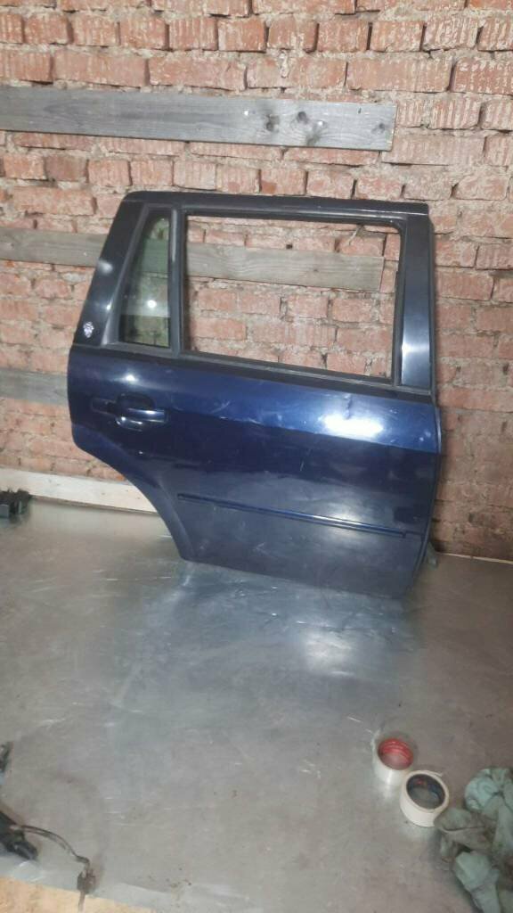 Дверь задняя правая Ford Mondeo 3 рест. 2004