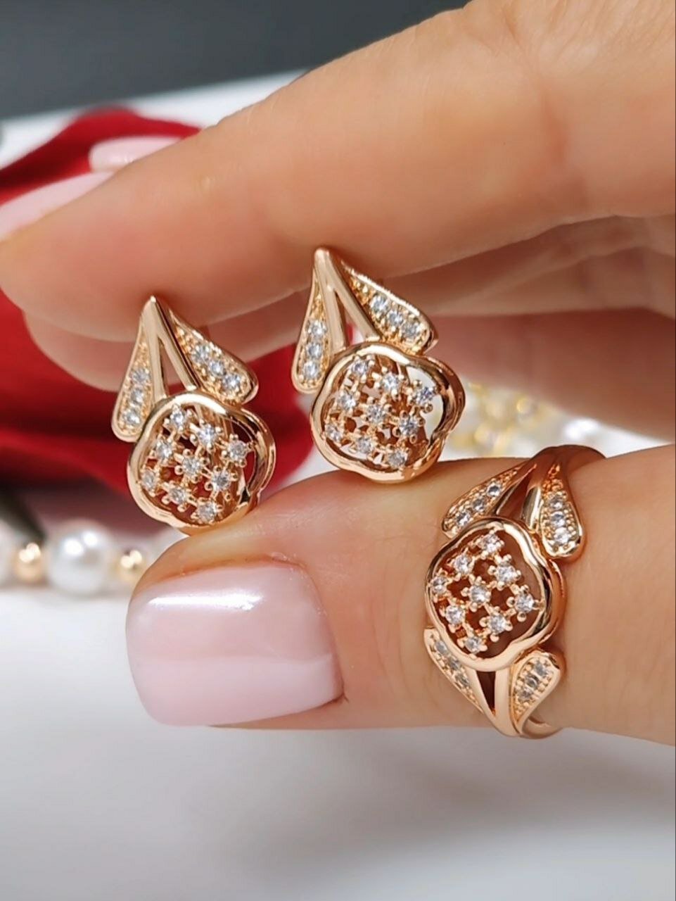 Комплект бижутерии, фианит