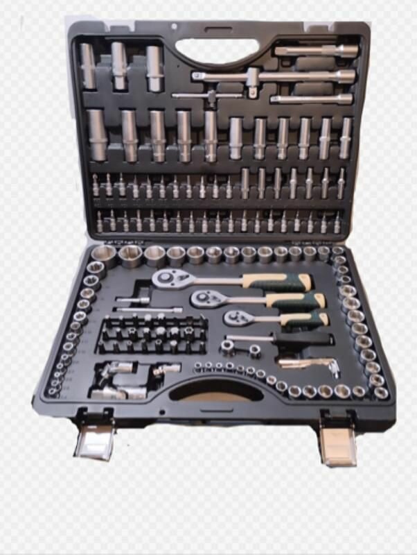 Набор инструментов для ремонта авто Rock FORCE RF-41501-5 150 предметов 6-гранный трещотки не телескопические