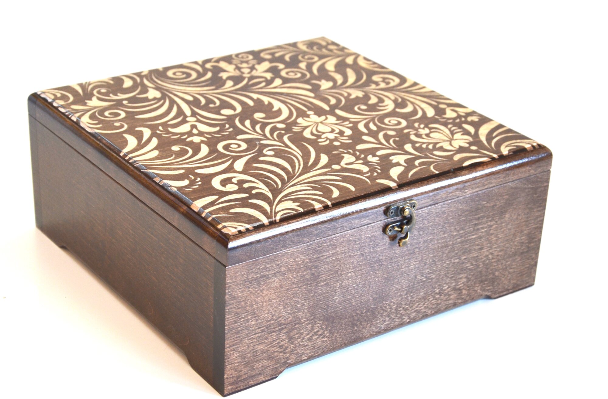 Шкатулка "Дамское Счастье" орех