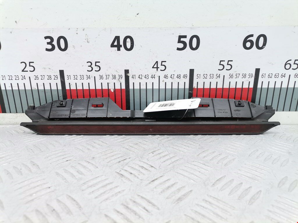 Фонарь дополнительный тормозной (стоп-сигнал) Ford Galaxy 1 1121559 арт. 1988734