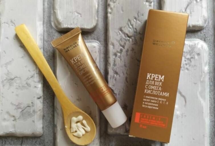 Крем для век с омега-кислотами и бета-каротином Косметика с комплексом экстрактов сибирских эндемиков, 15мл