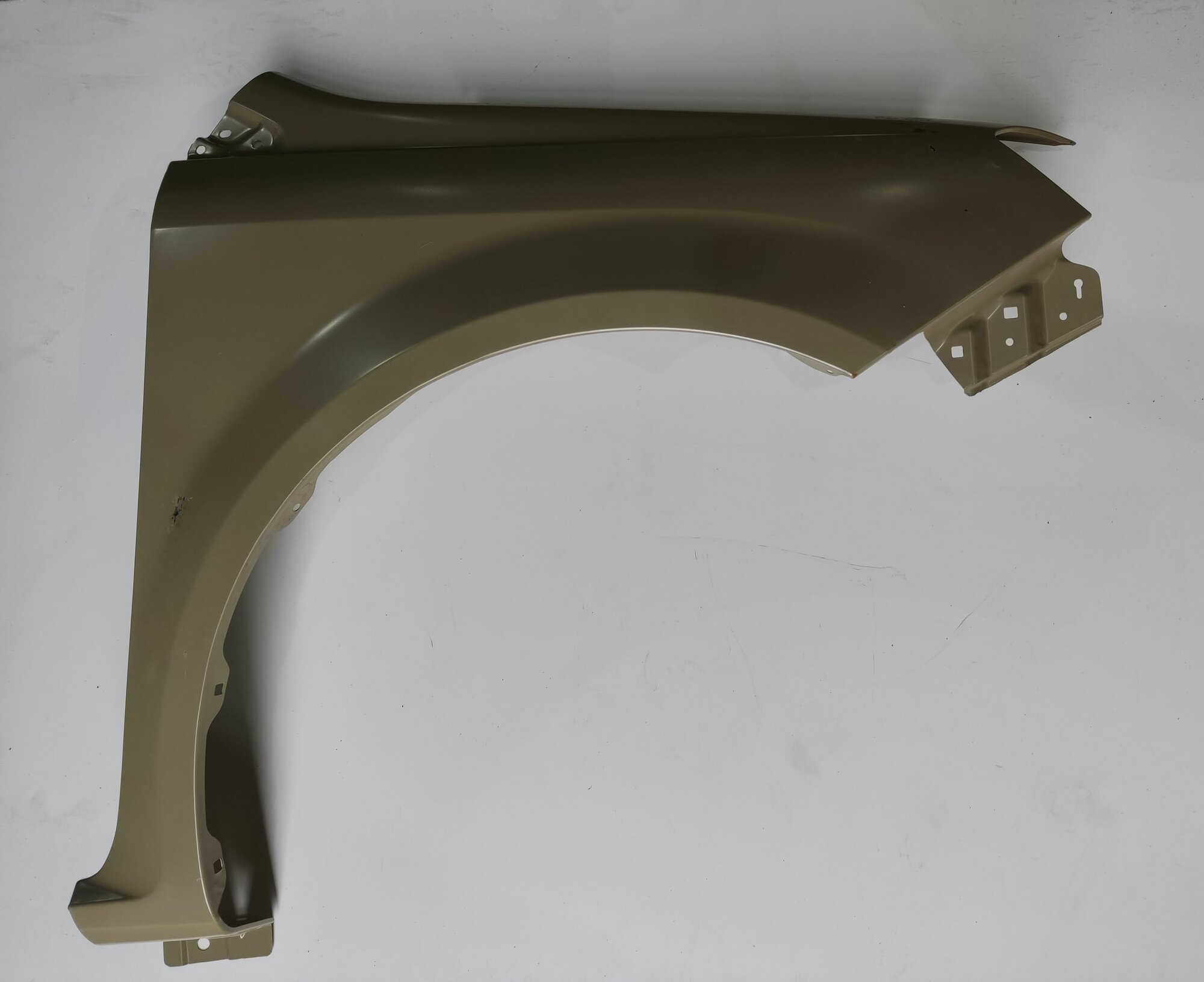 Крыло правое Faw V5 [1.5 16V 5MT седан] 53811TKA00