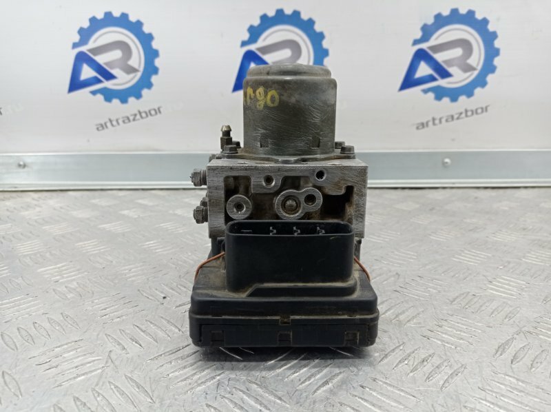 Б/У Блок ABS (насос) Toyota Funcargo / Тойота Функарго 1.5 1NZ 110Л.С 2000