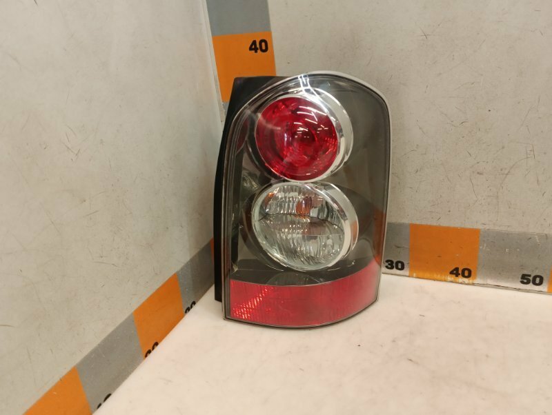 Б/У После 2003 года Фонарь задний правый Mazda MPV 2004 2 406816 MAZDA арт. LE4651150B