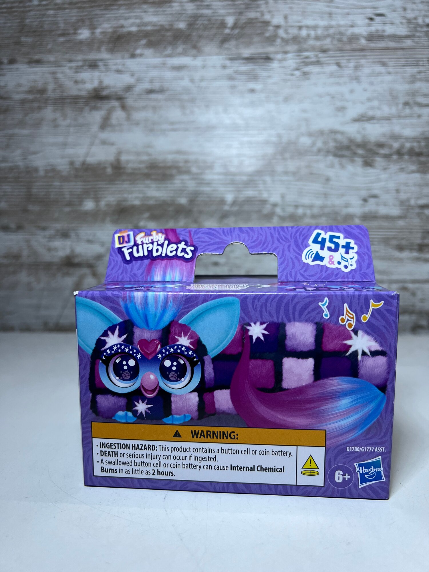 Ферби интерактивная игрушка Hasbro Furby DJ Furblets Dis-Co-Dazz, 10 см от Hasbro, можно растягивать, они могут петь