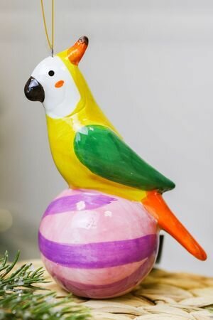 Ёлочная игрушка попугайчик пипито, керамика, 11 см, Edelman 1178542
