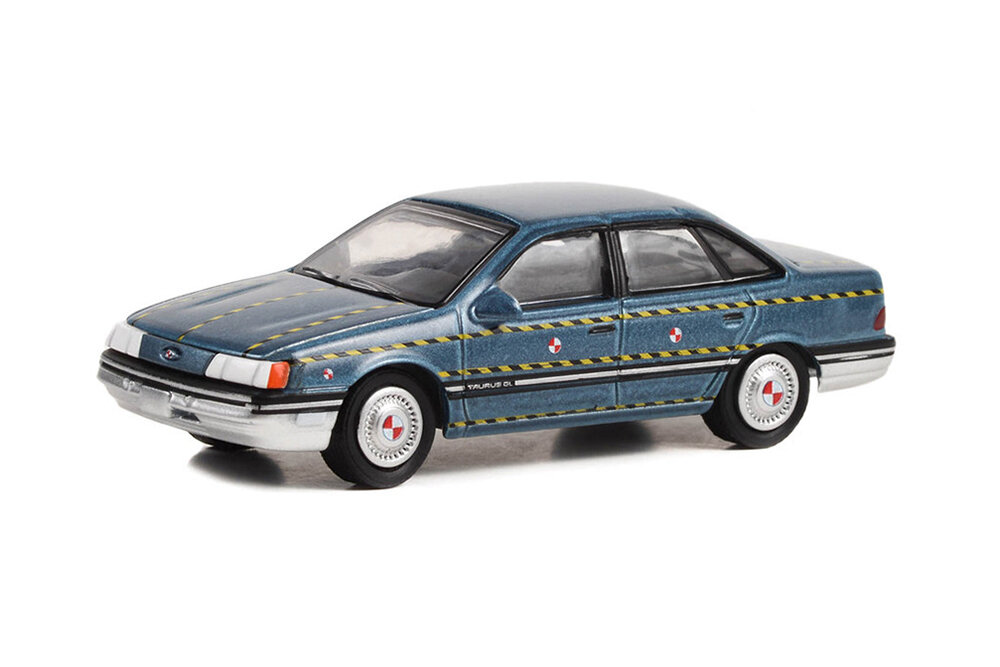 Ford taurus zalinsky auto parts crash test vehicle 1986 (из к/ф увалень томми) (длина модели 6-10 см)