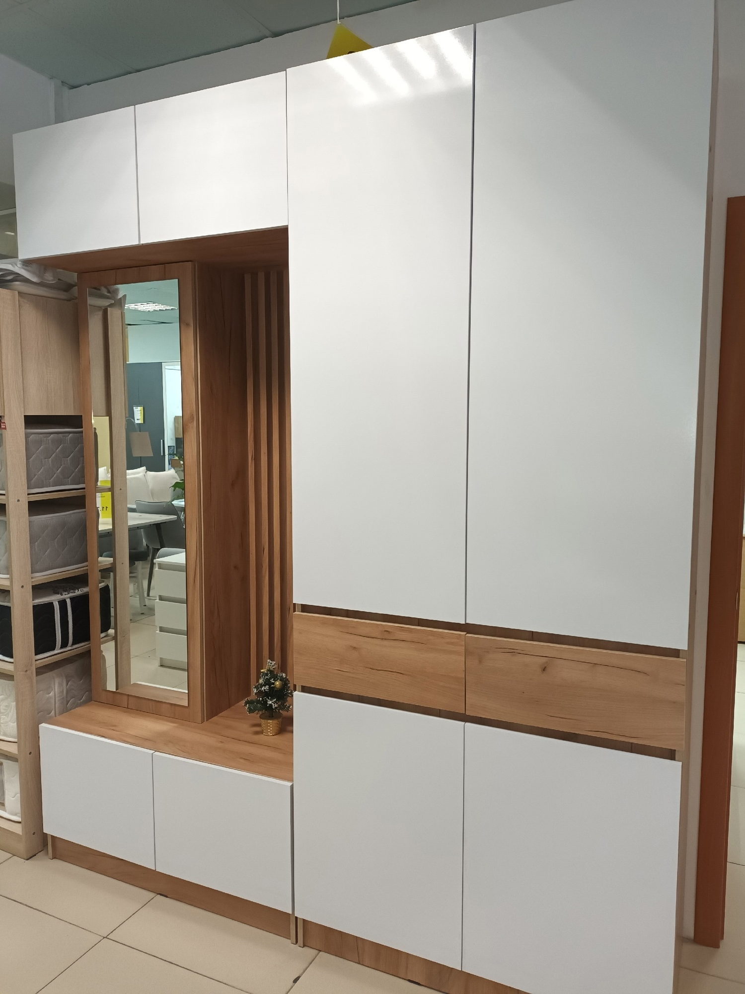 Прихожая "Роджина" 2 метра. Модульная. Дуб Крафт золотой/белый глянец