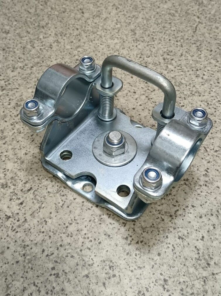 Поворотный хомут AL-KO(без клейма) для стойки или колеса диаметром штока 48 мм, усиленный 300кг(толщина 6мм)