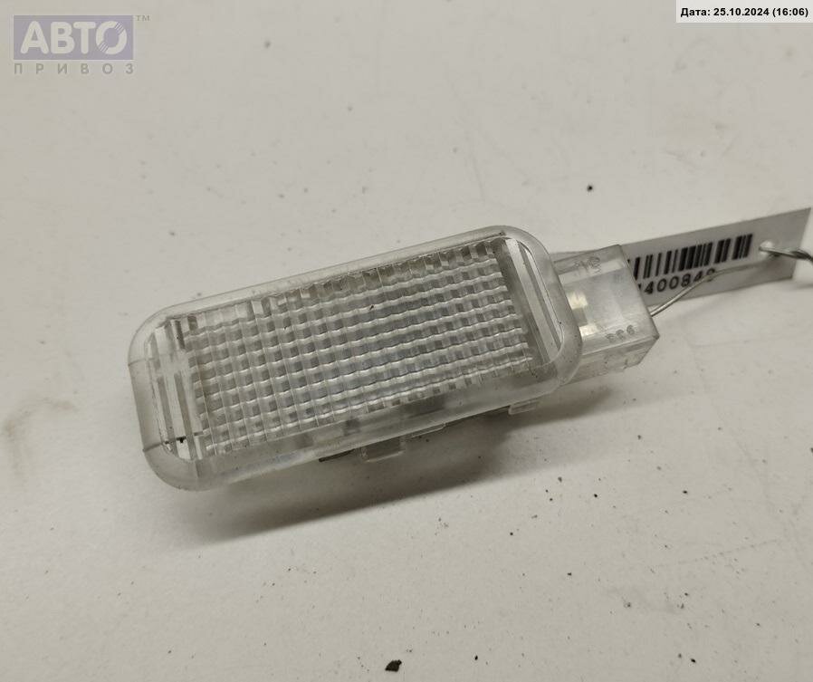 Фонарь салонный (плафон) Audi A3 8L (1996-2003)