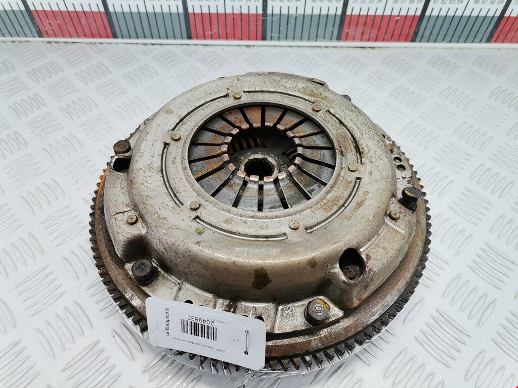 Маховик (демпфер сцепления) Mazda 3 BK Z60111500A арт. 2049837
