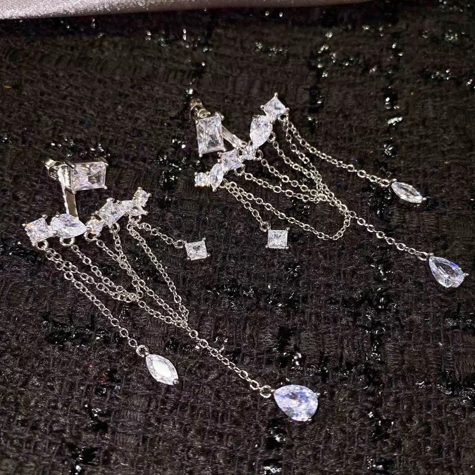 Серьги двусторонние, Swarovski Zirconia, серебристый — фото 1