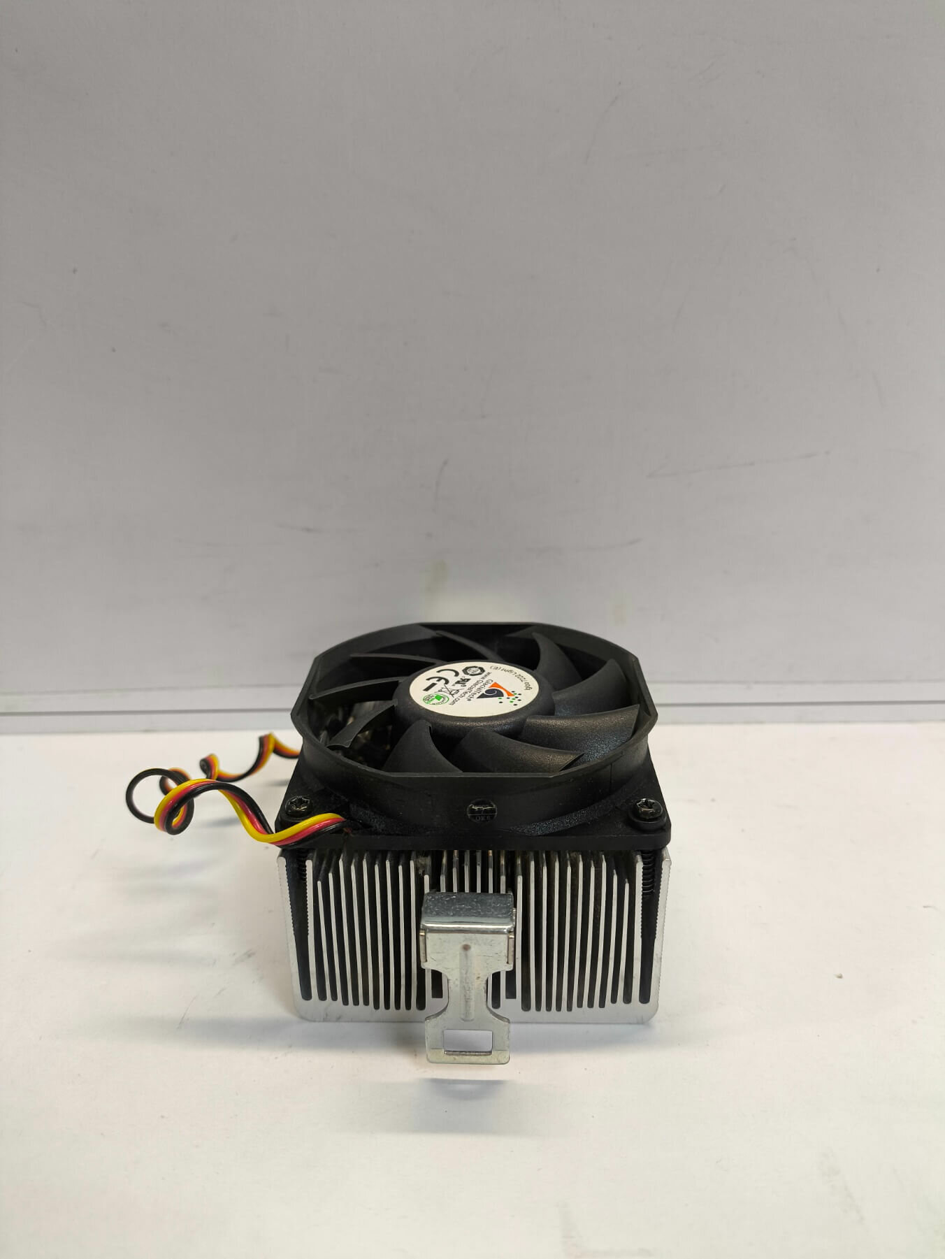 Кулер CPU AMD GlacialTech Igloo 7222 Light (E) алюминий 3-pin — фото 1
