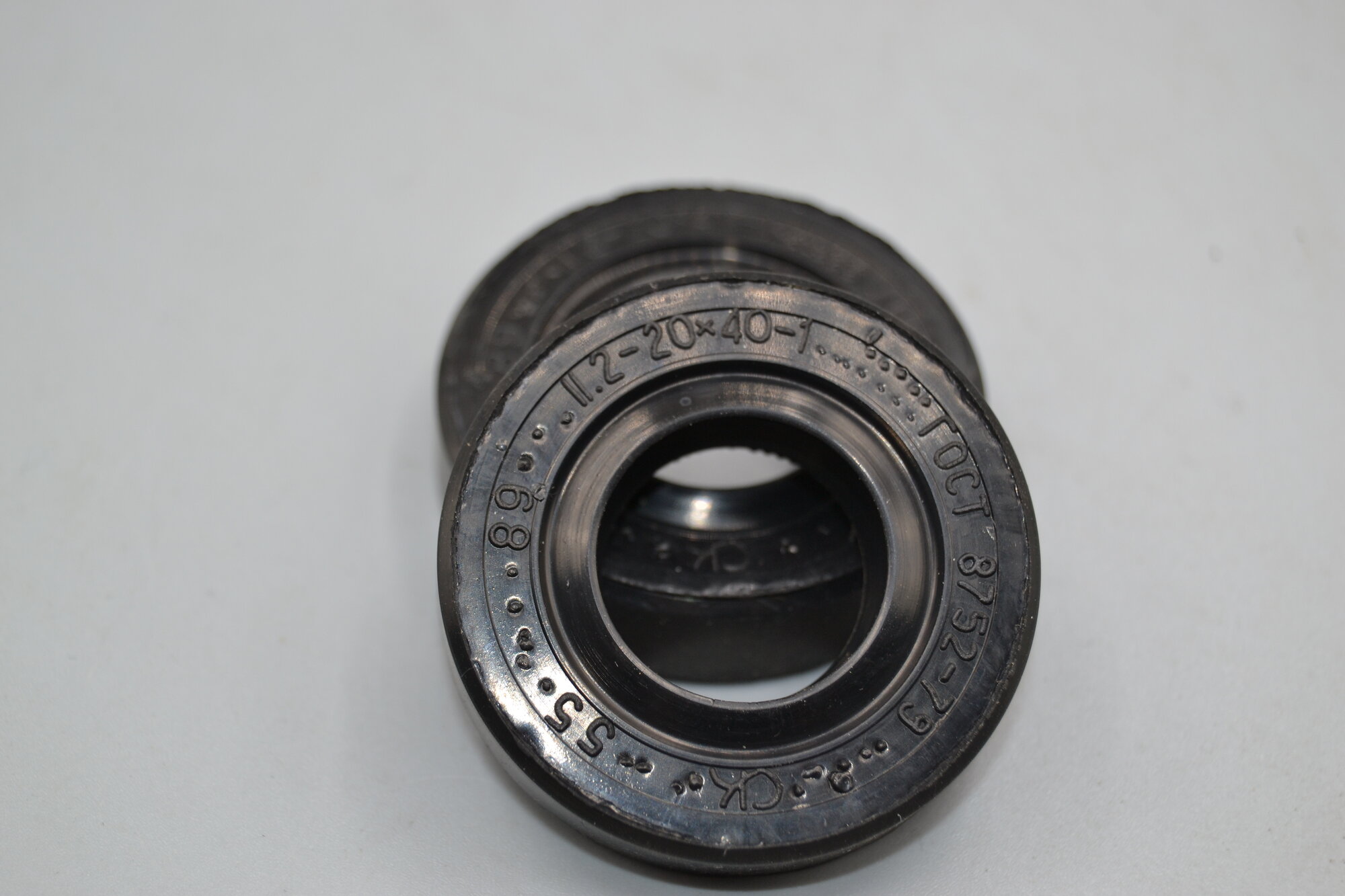 Манжеты сальники 20x40x1, (2шт)