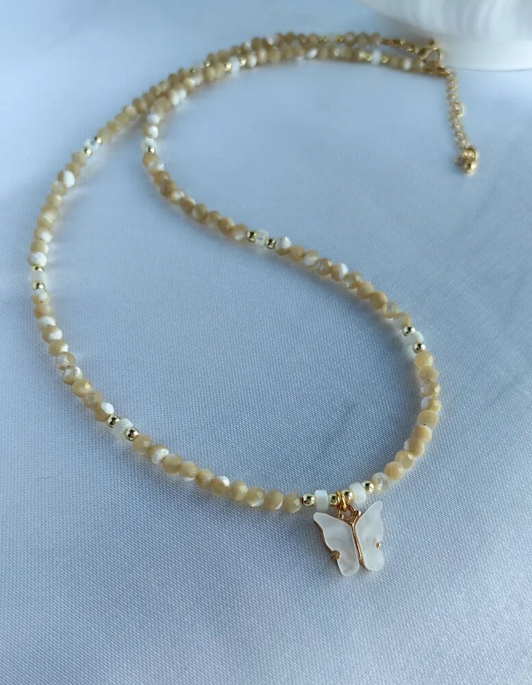 Бусы, перламутр