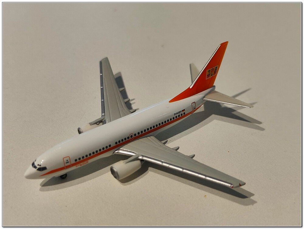 Модель коллекционная HERPA Boeing b 737-700 3 in 1 d-ages, d-ageo, d-agew (длина 6,72 см) набор