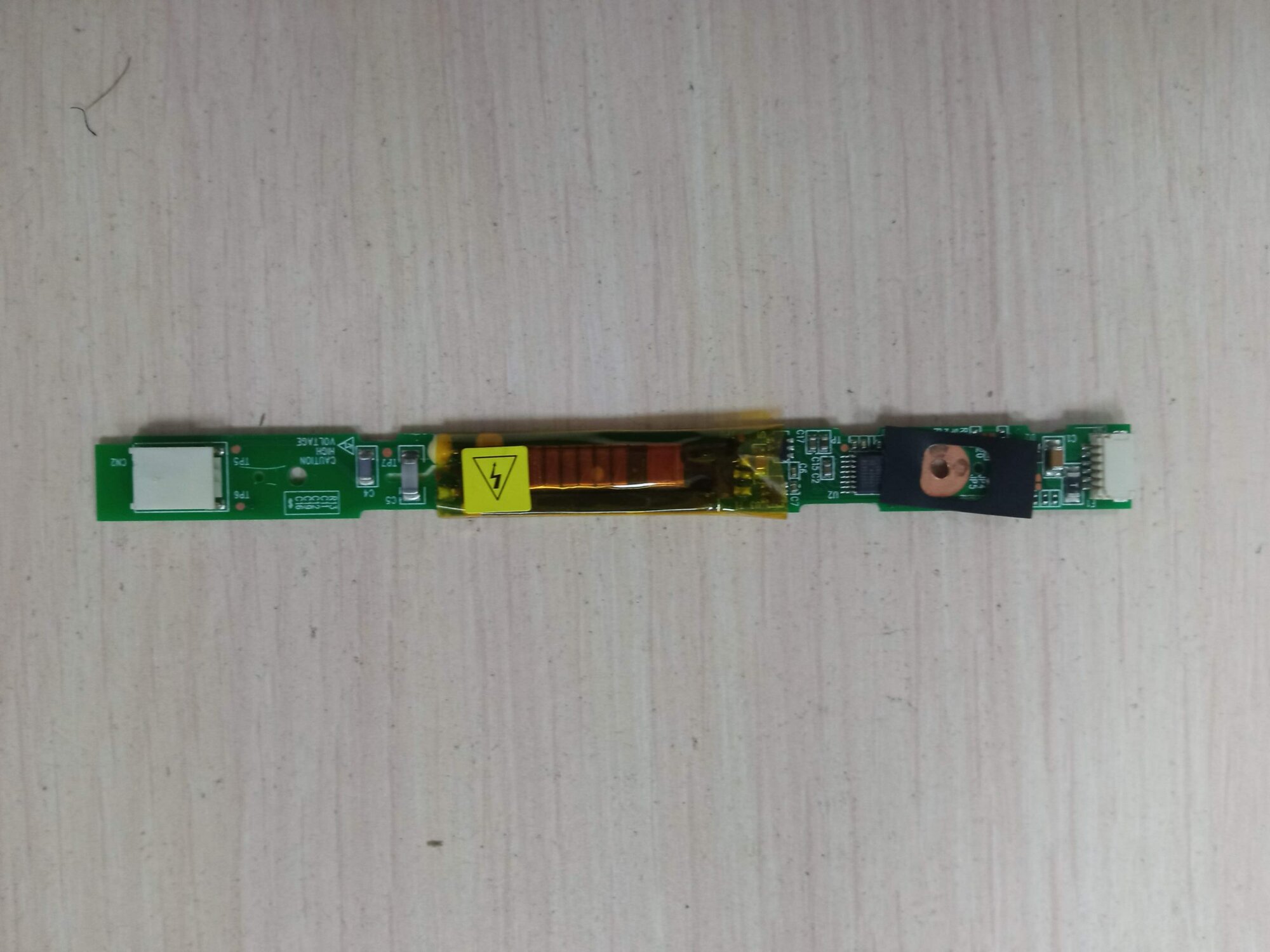 Инвертор RoverBook, DNS 6-76-M6R6R-010