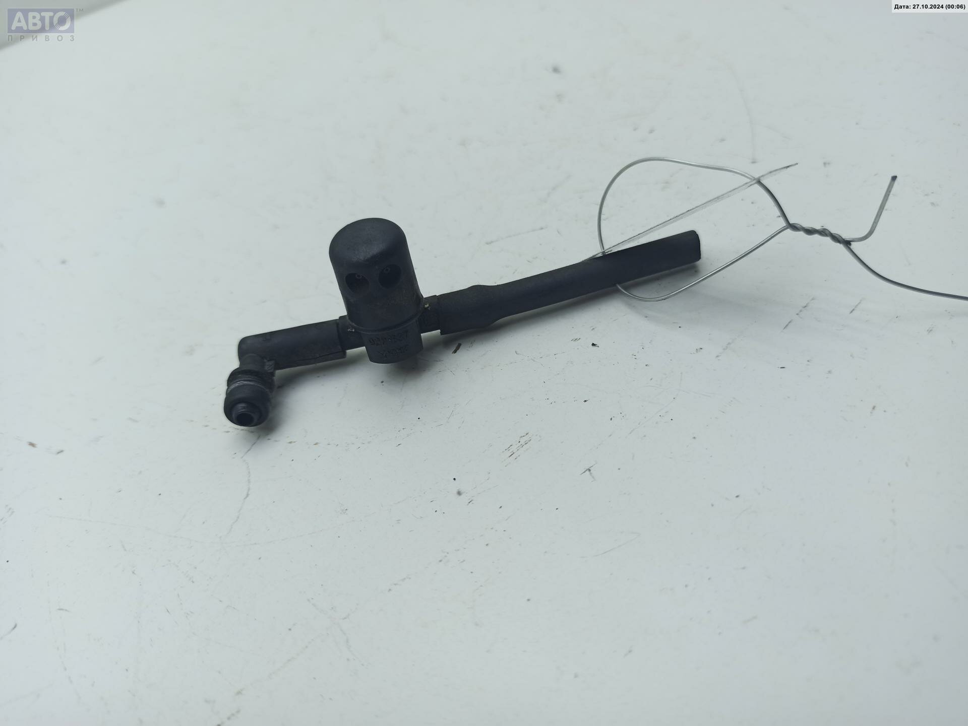 Форсунка омывателя Opel Astra H (2004-2009)