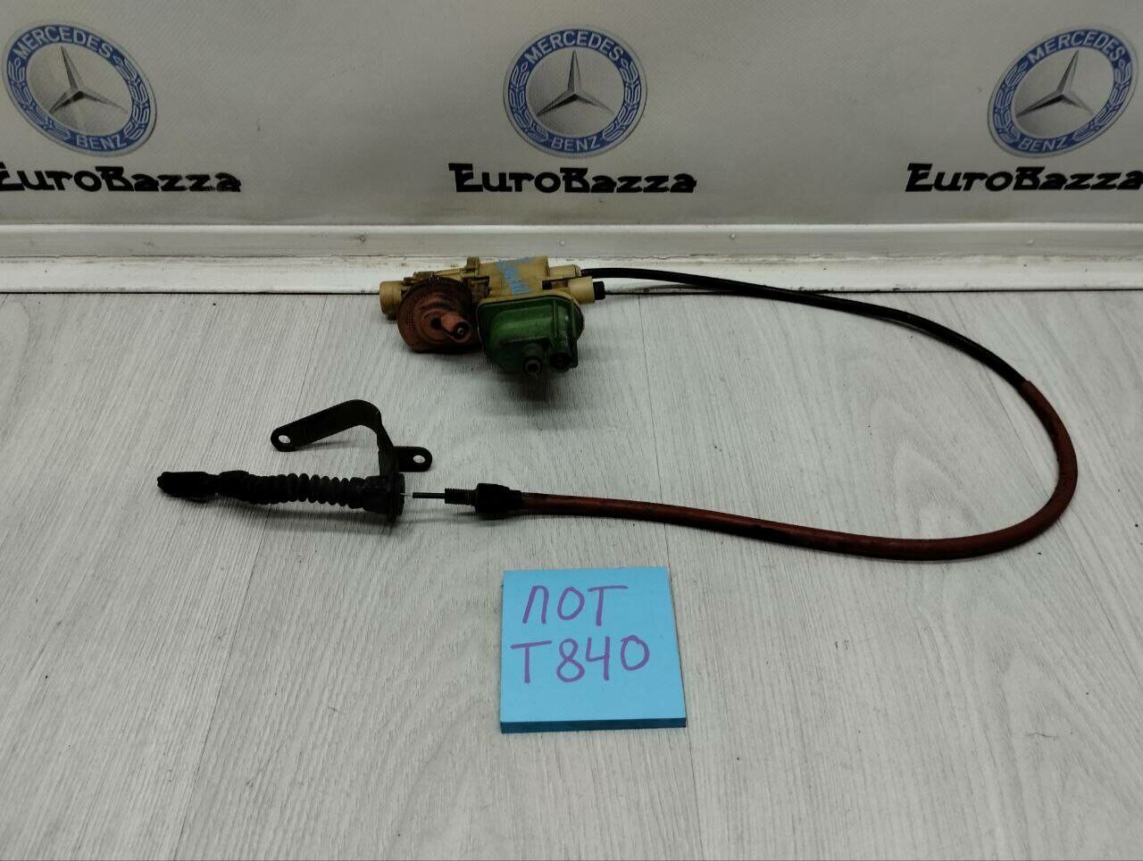 Трос переключения АКПП Mercedes W202 A1242702273
