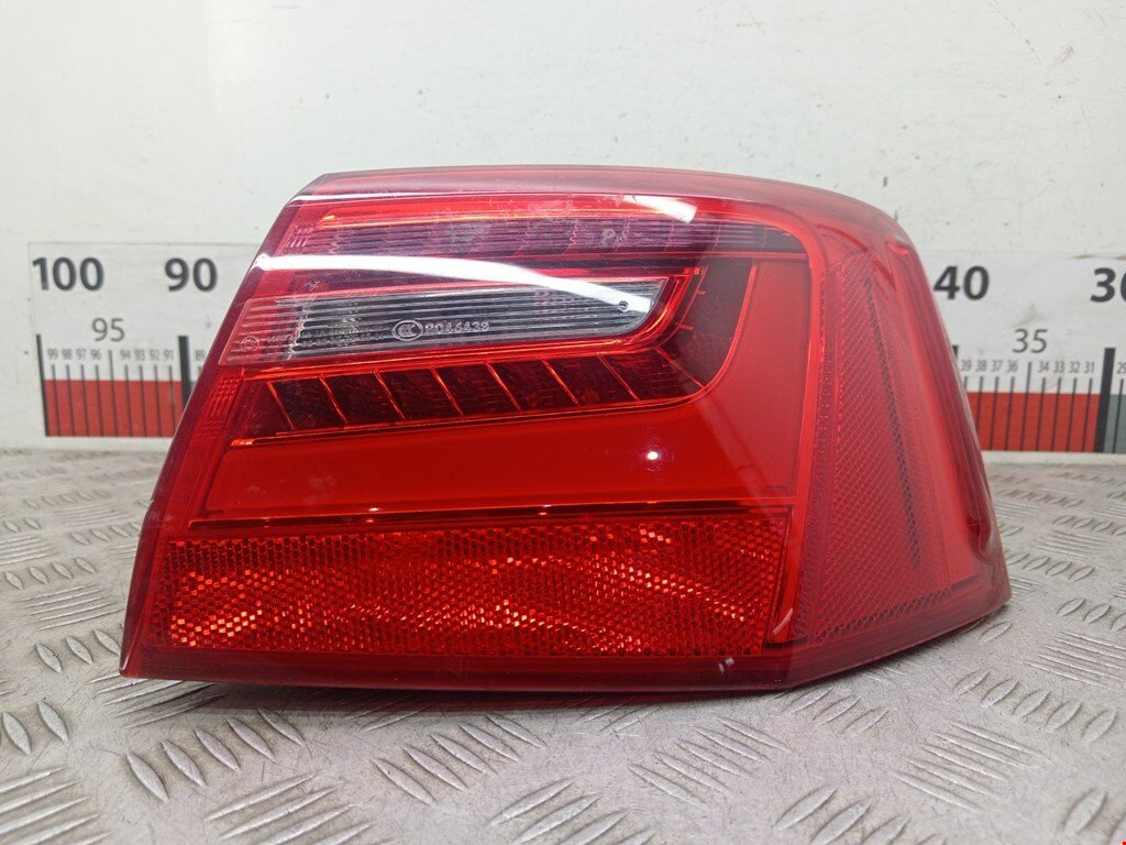 Фонарь задний правый Audi A6 C7 4G5945096A арт. 2258704
