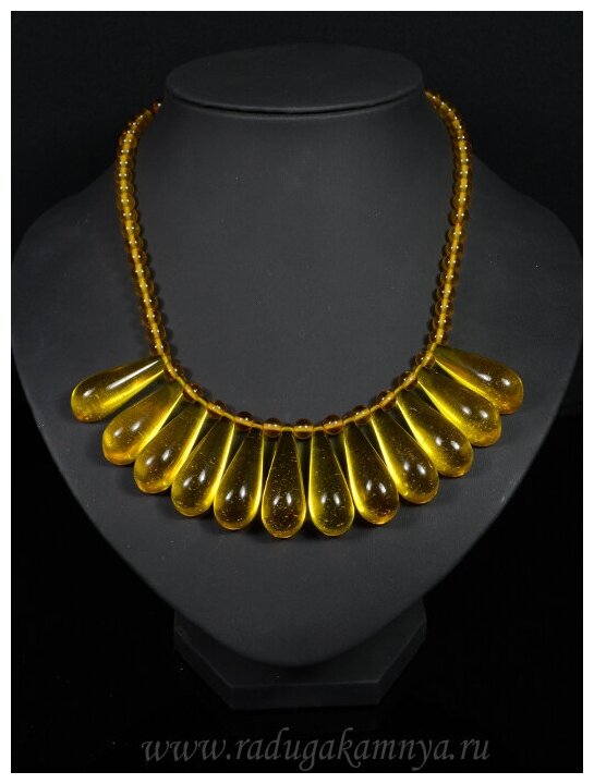 Колье, янтарь