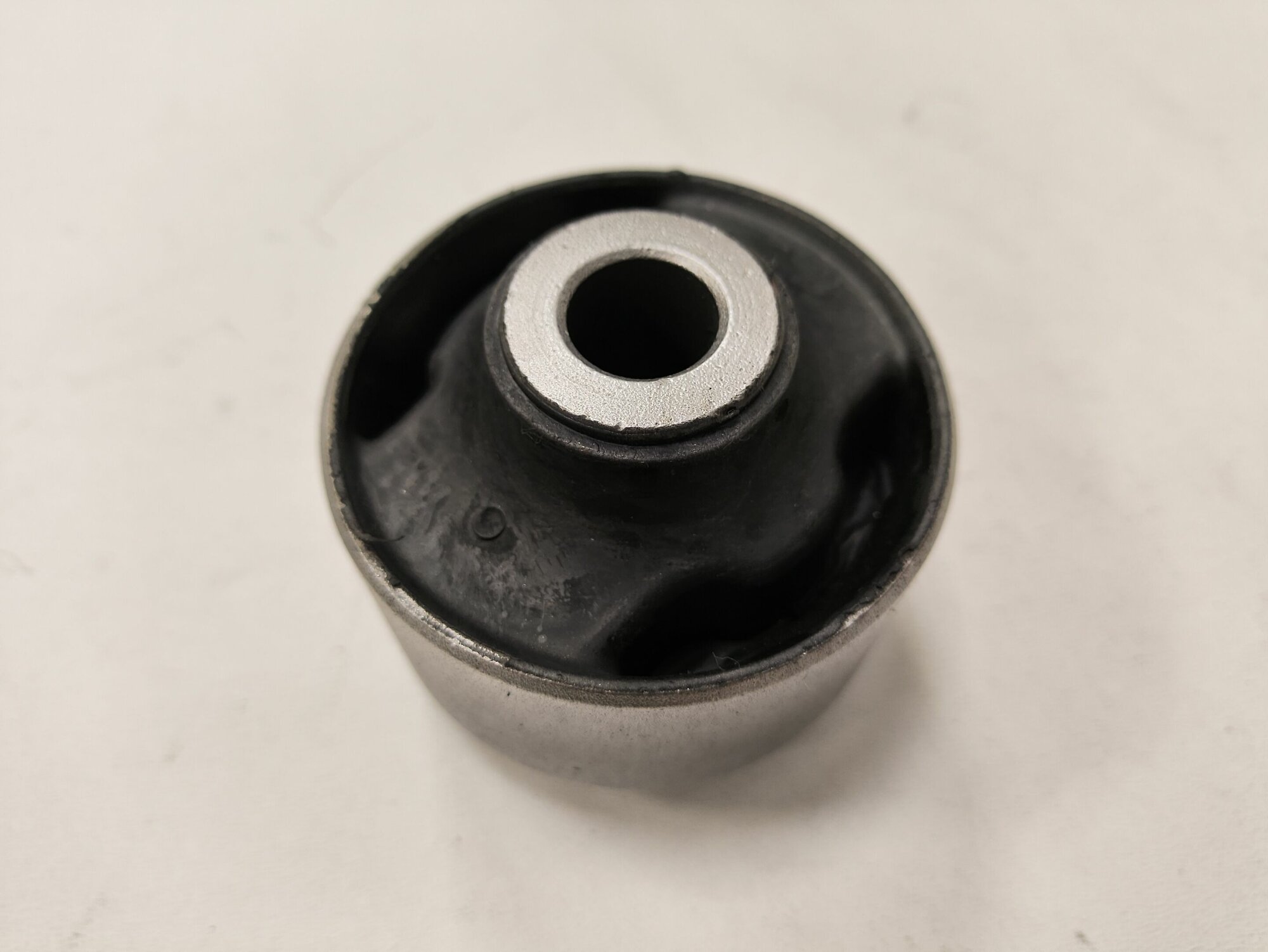 Сайлентблок рычага переднего большой LYNXAUTO Changan CS35 [1.6 16V 5MT внедорожник]