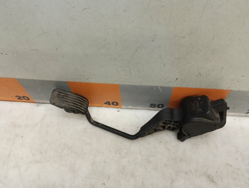 Б/У Пежо Партнер 2 Педаль газа Peugeot Partner 2010 5F, 1 312476 Peugeot-Citroen арт. 9655467180