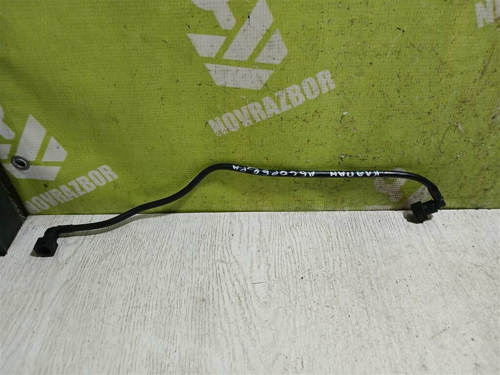 Трубка вакуумная LADA VESTA 15-19