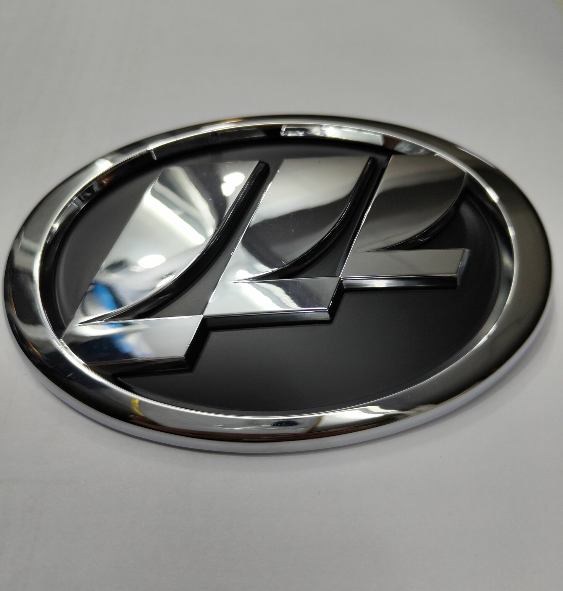 Эмблема крышки багажника Lifan Solano 2 (650) [1.8 16V CVT седан] BBF3921211