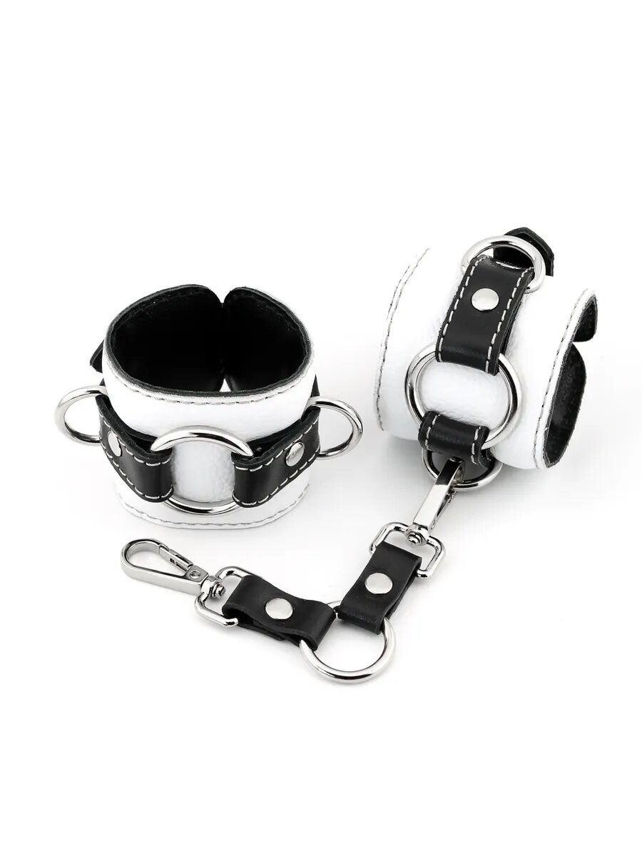 Оковы на руки- наручники кожаные бдсм мягкие двухслойные с кольцом, черный