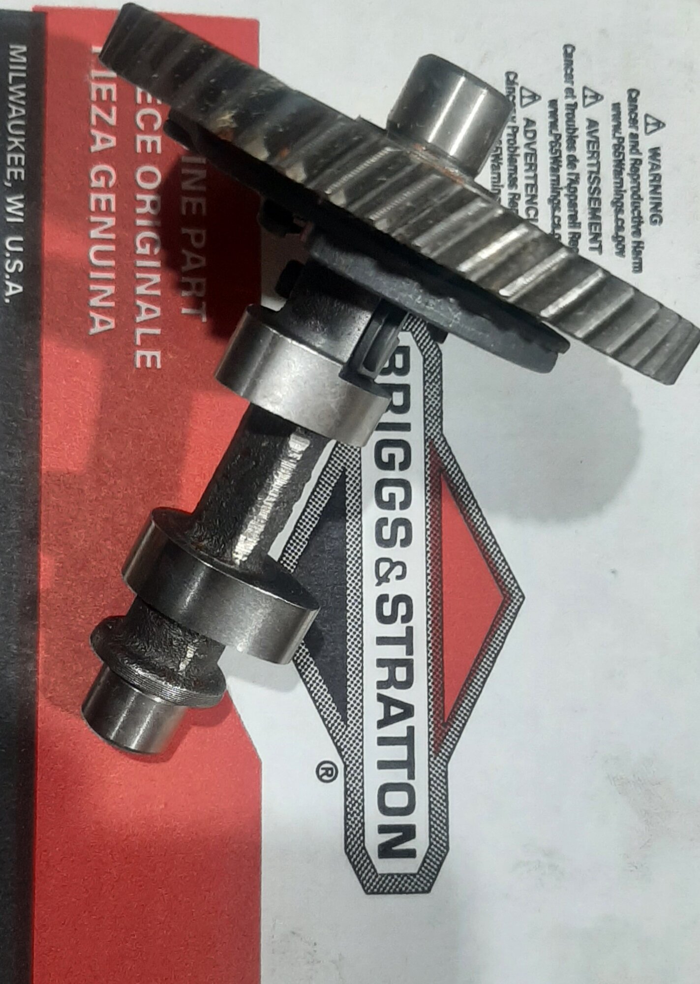 Распредвал 593289