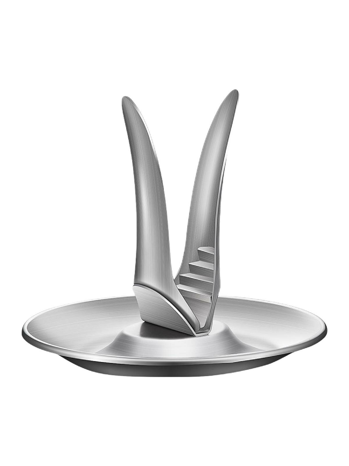 Орехокол Эффективно работает одной рукой Конструкция встроенного отсека для хранения