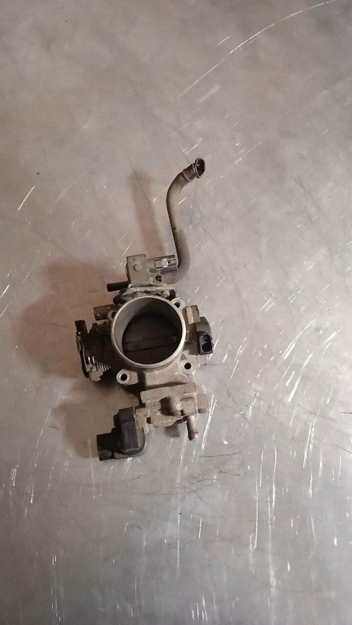 Дроссельная заслонка Honda Civic 7 2001