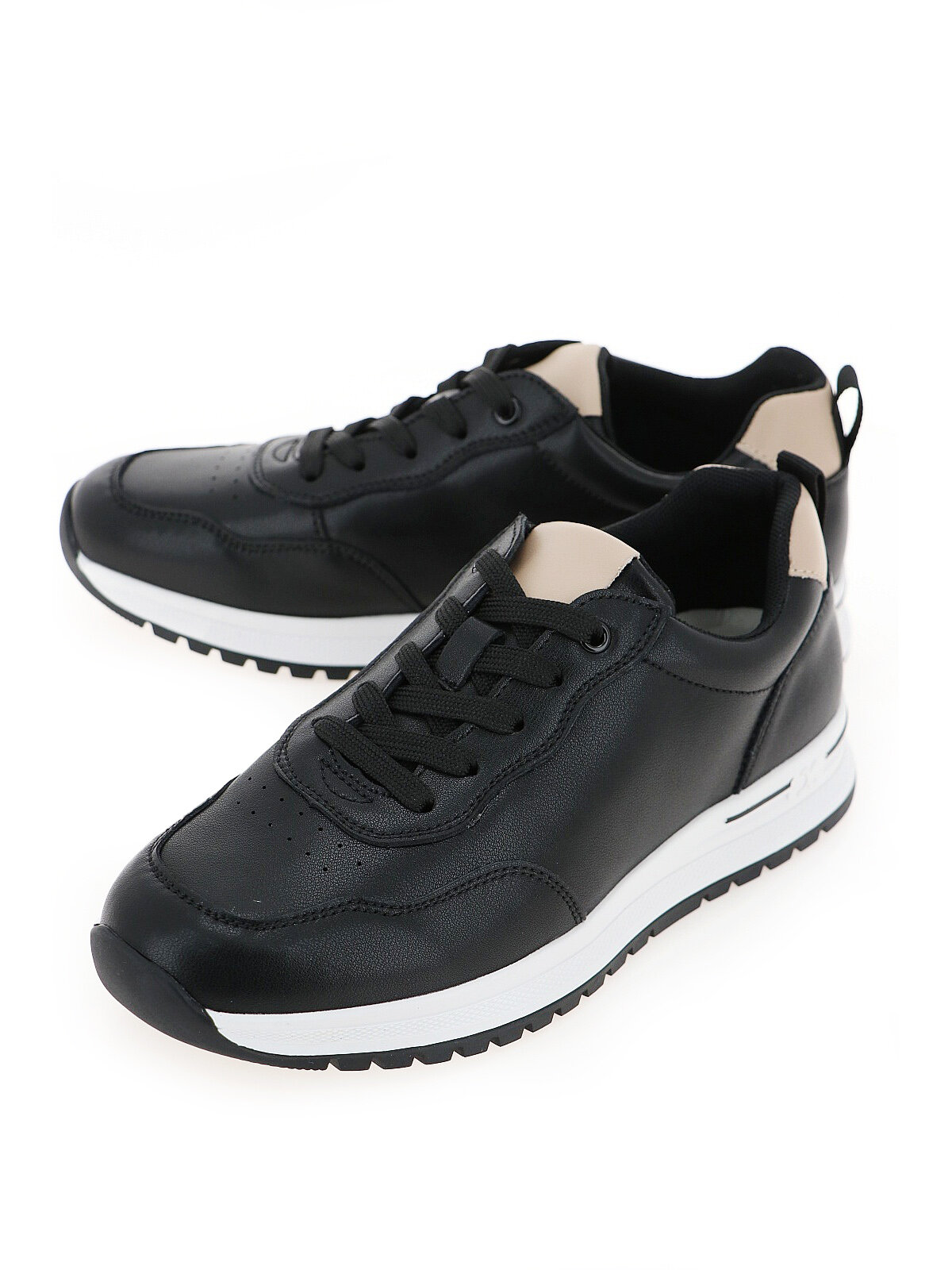 Кроссовки повседневные