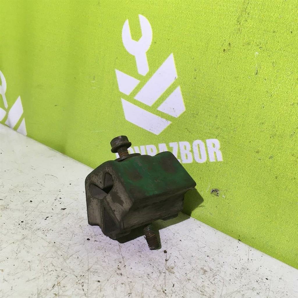 Опора двигателя Audi 80 90 B3 86-91