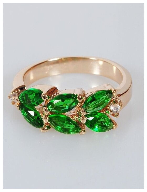 Кольцо, фианит